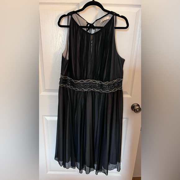 Dresses | Laura Plus Black Cocktail Dress Beaded Detail At Waist | Poshmark